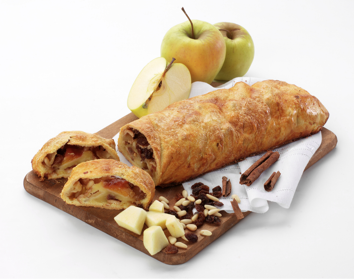 Is Apple Strudel Italian? - Live in Italy Magazine