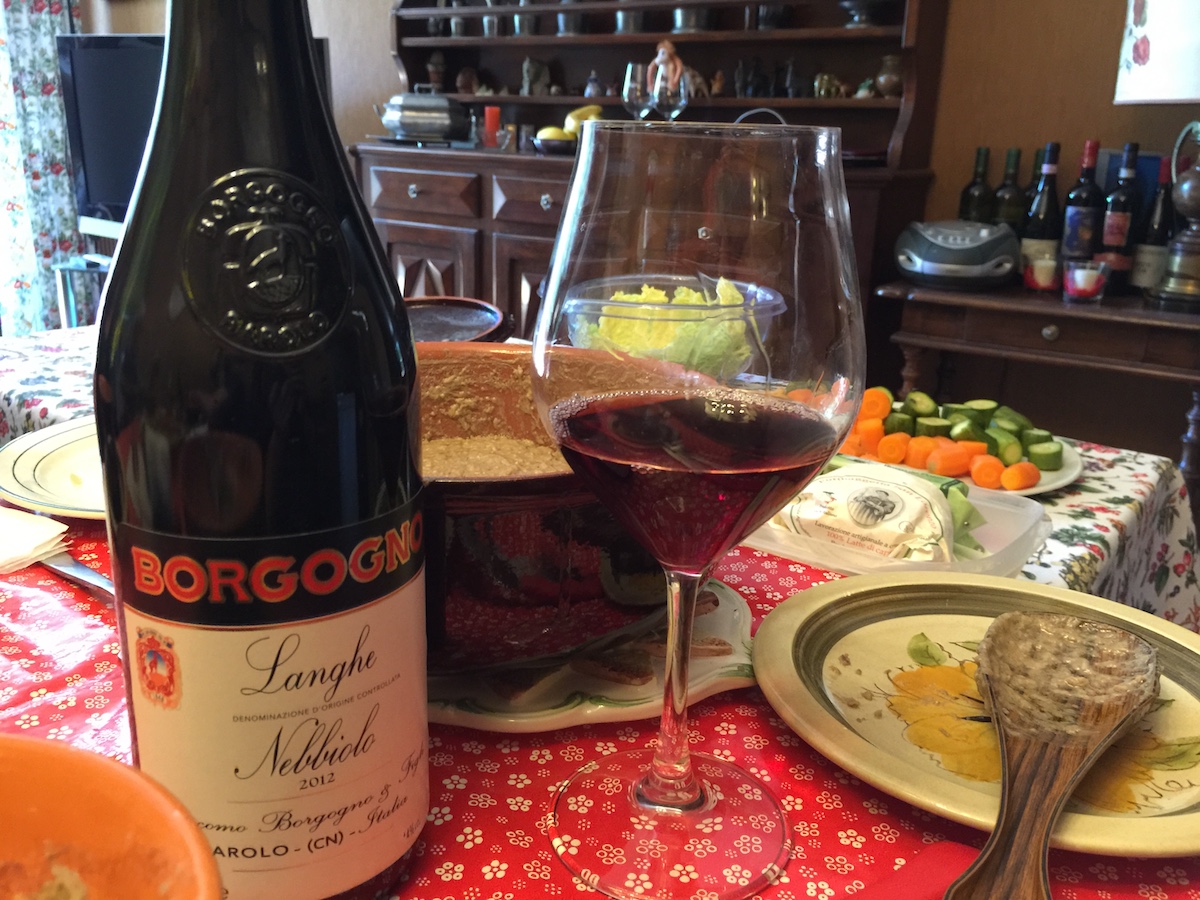 Hot to make Bagna Cauda recipe a traditional dish from Piedmont Italy