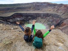 Meet-Luca-and-Sara-LeAw-Leave-Everything-and-Wander