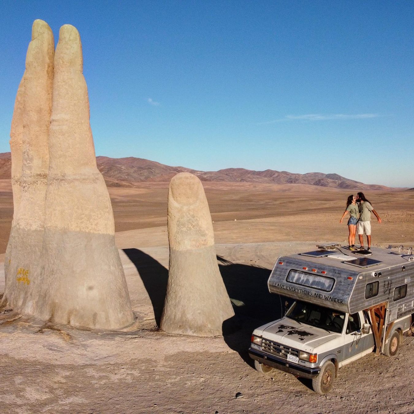 Meet-Luca-and-Sara-LeAw-Leave-Everything-and-Wander