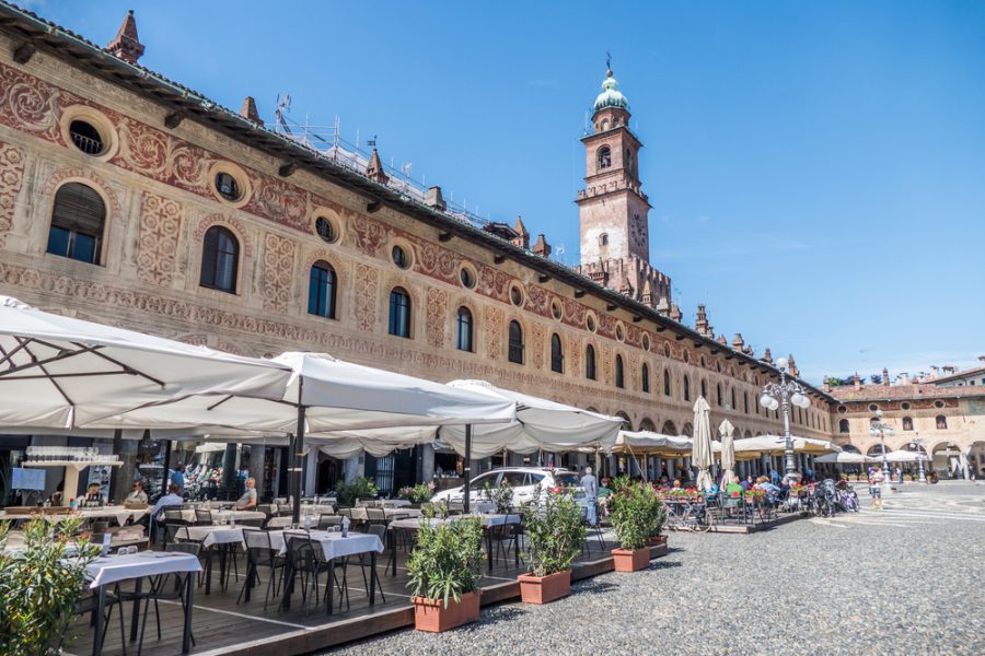 A Day Trip to Vigevano - Live in Italy Magazine