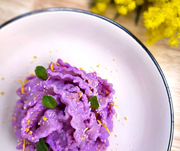 Reginette in Crema Fucsia al Profumo di Limone: Pasta Recipe